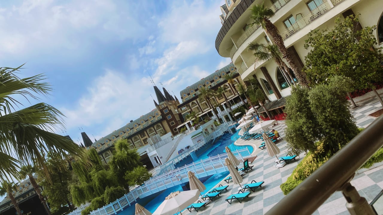 "Steinstrand " Crystal Prestige Elite (Göynük bei Kemer) • HolidayCheck ...