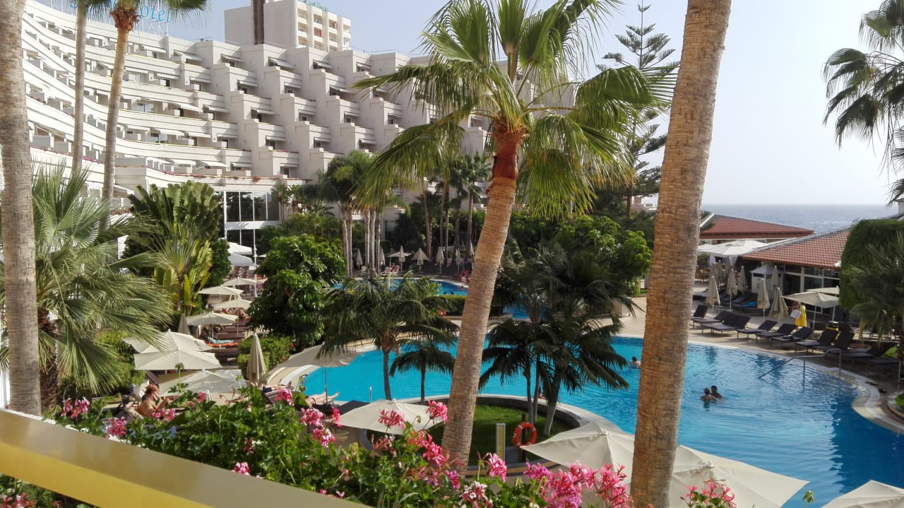 "Ausblick von Balkon auf d..." Arona Gran Hotel & Spa - Adults only ...