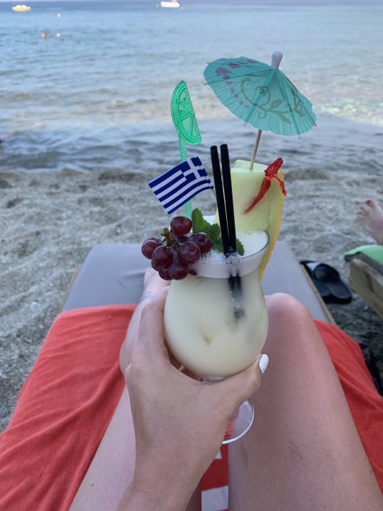 "Cocktail am Strand" Blue Bay Resort Hotel (Agia Pelagia ...