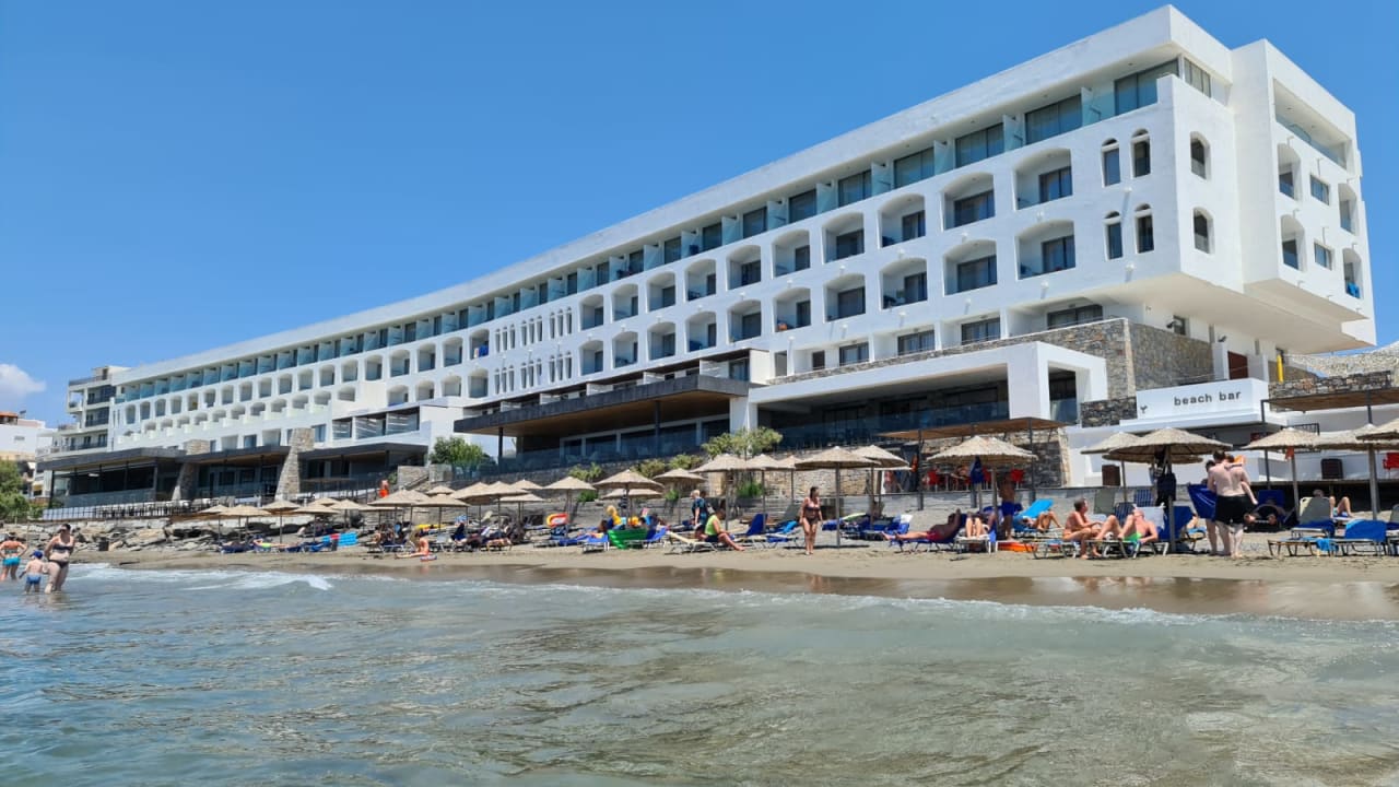 "Strand" Hotel Petra Mare (Ierapetra) • HolidayCheck (Kreta | Griechenland)