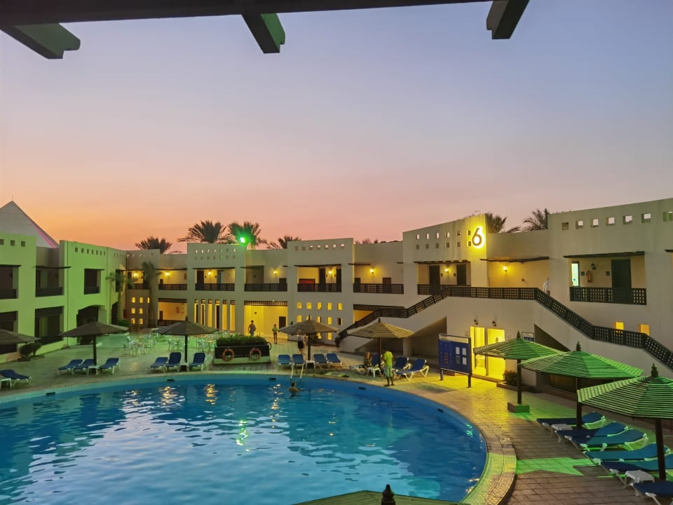 "Vom Balkon aus " Blend Club Aqua Resort (Hurghada) • HolidayCheck ...