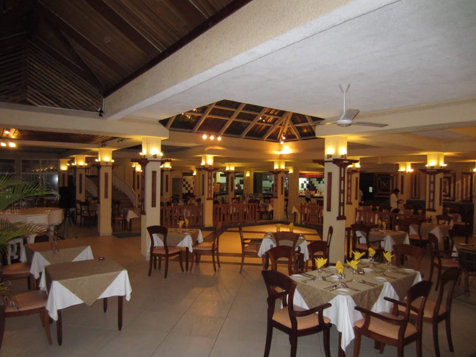 "Restaurante " Hotel Silver Beach (Trou d'Eau Douce) • HolidayCheck ...