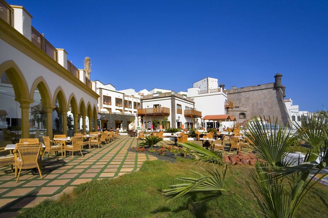 "Exteriores" Gran Castillo Tagoro Family & Fun Playa Blanca (Playa ...
