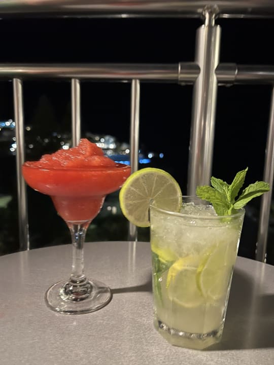 "Cocktail am Strand" Blue Bay Resort Hotel (Agia Pelagia ...