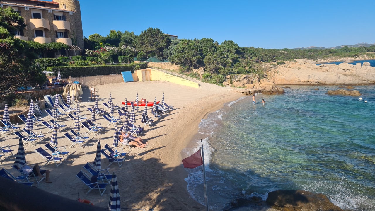 "Strand" Grand Hotel Smeraldo Beach (Baja Sardinia) • HolidayCheck ...
