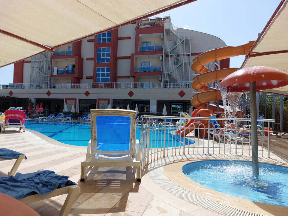 "Kleiner Ausschnitt vom Po..." Side West Park Hotel (Evrenseki ...