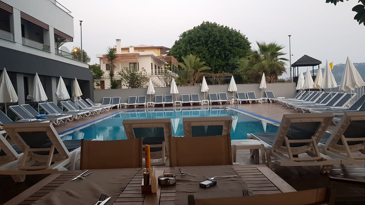 "Pool" Floria Beach Hotel (Alanya) • HolidayCheck (Türkische Riviera ...