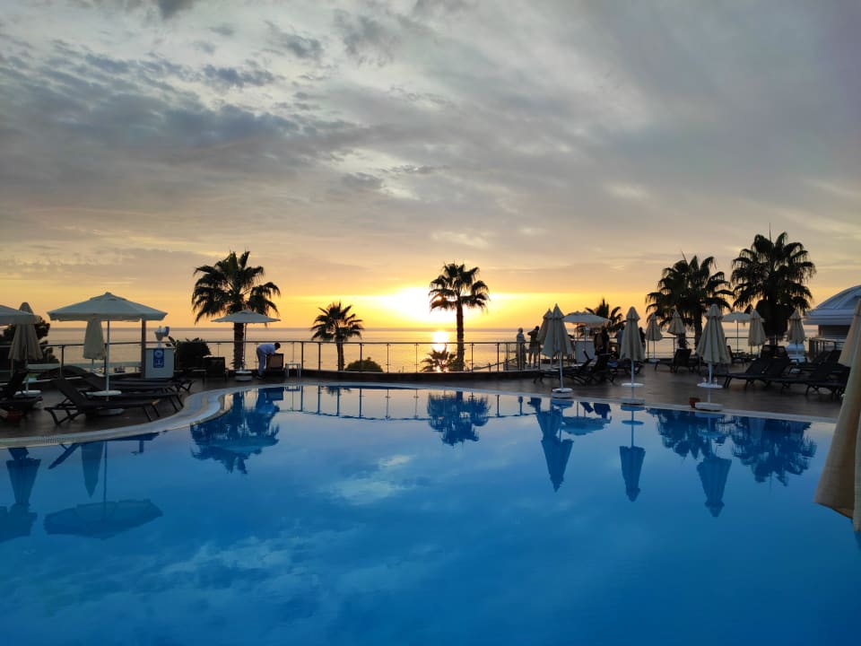 "Pool" Litore Resort & Spa (Okurcalar) • HolidayCheck (Türkische ...