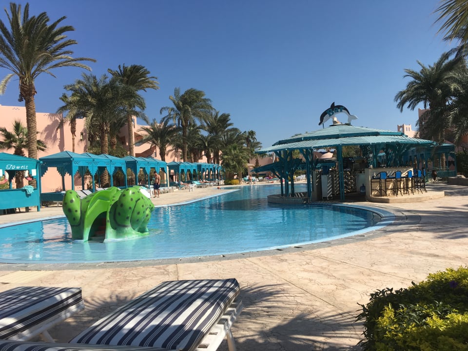 "Pool" Hotel Le Pacha Beach Resort (Hurghada) • HolidayCheck (Hurghada ...