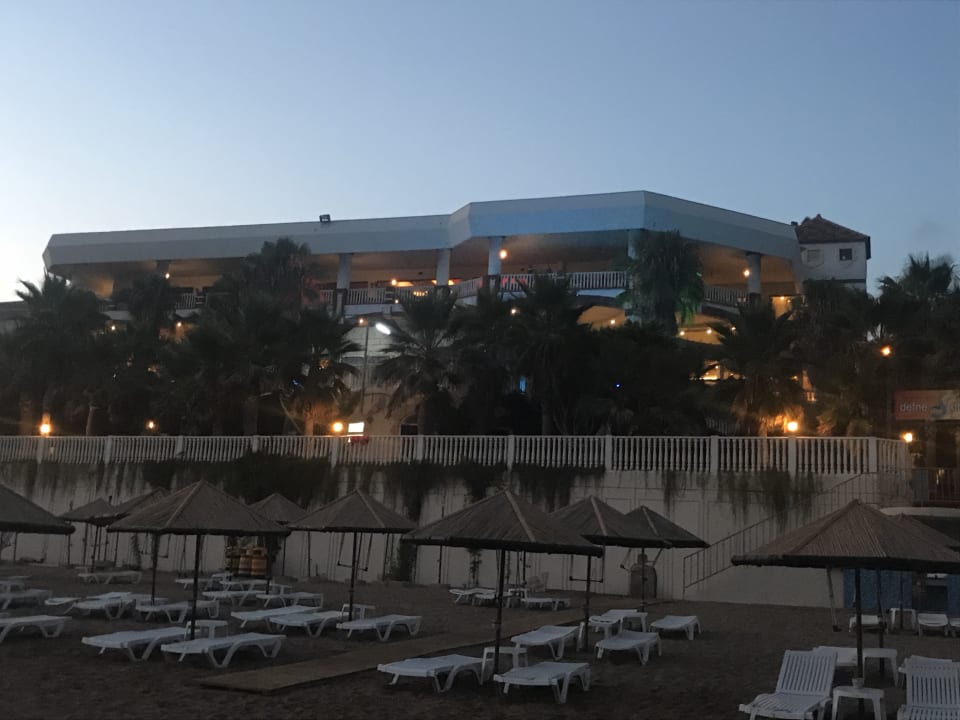 "Mauer&Blick auf das unsch..." Hotel Defne Dream (Colakli ...