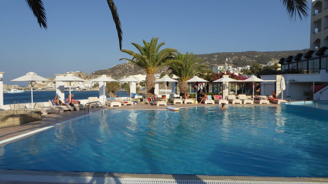 "Pool" Hotel Elektra Beach (Karpathos Stadt) • HolidayCheck (Karpathos ...