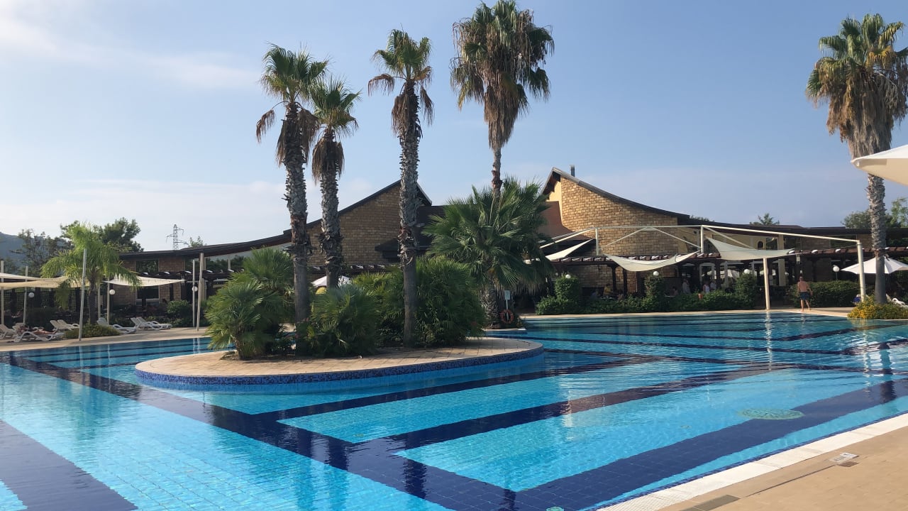 "Pool" TUI MAGIC LIFE Calabria (Pizzo Calabro) • HolidayCheck ...