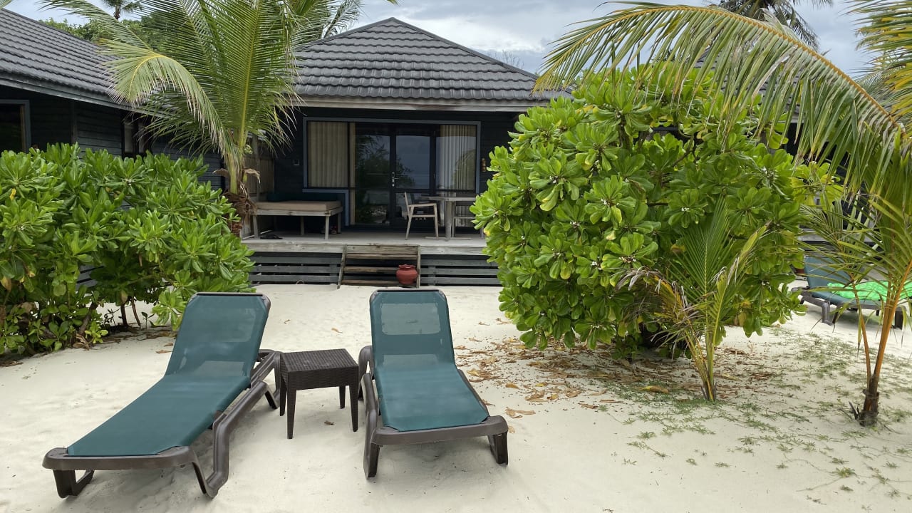 unsere BeachVilla (29..." Kuredu Island Resort & Spa (Hinnavaru ...