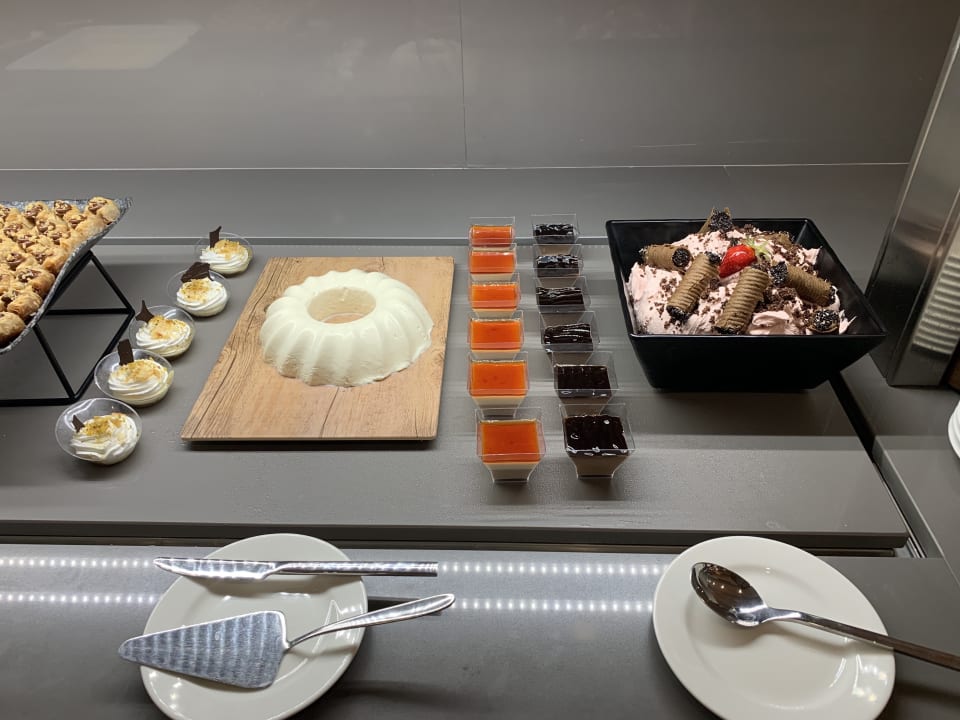 "Mittagsbuffet" Blue Lagoon Ocean (Psalidi) • HolidayCheck (Kos ...