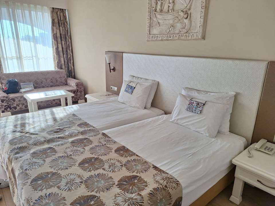 "Zimmer" Hotel Defne Ana (Side) • HolidayCheck (Türkische Riviera | Türkei)