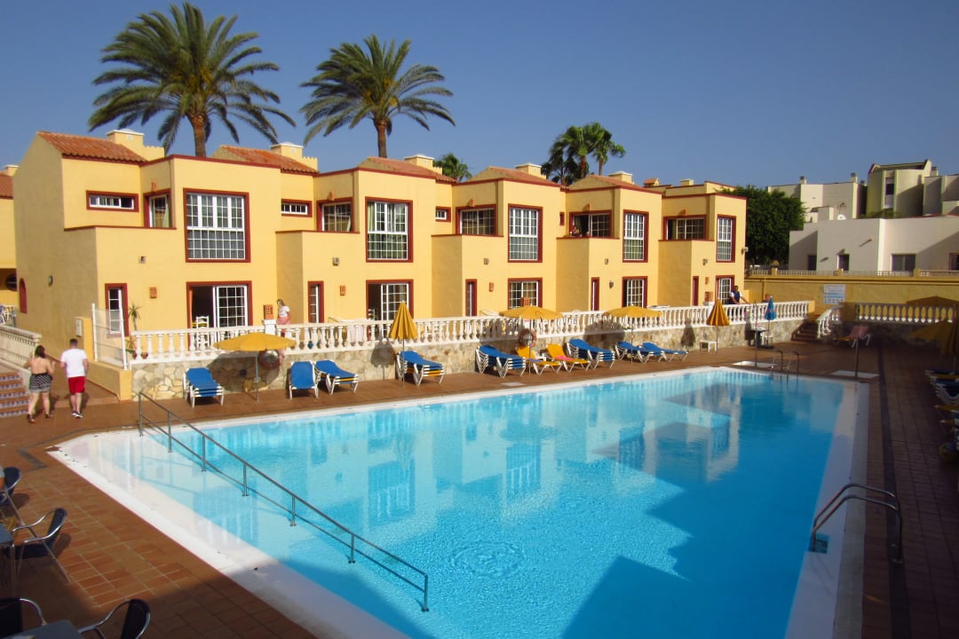 "Pool" Apartamentos Maxorata Beach (Corralejo) • HolidayCheck ...