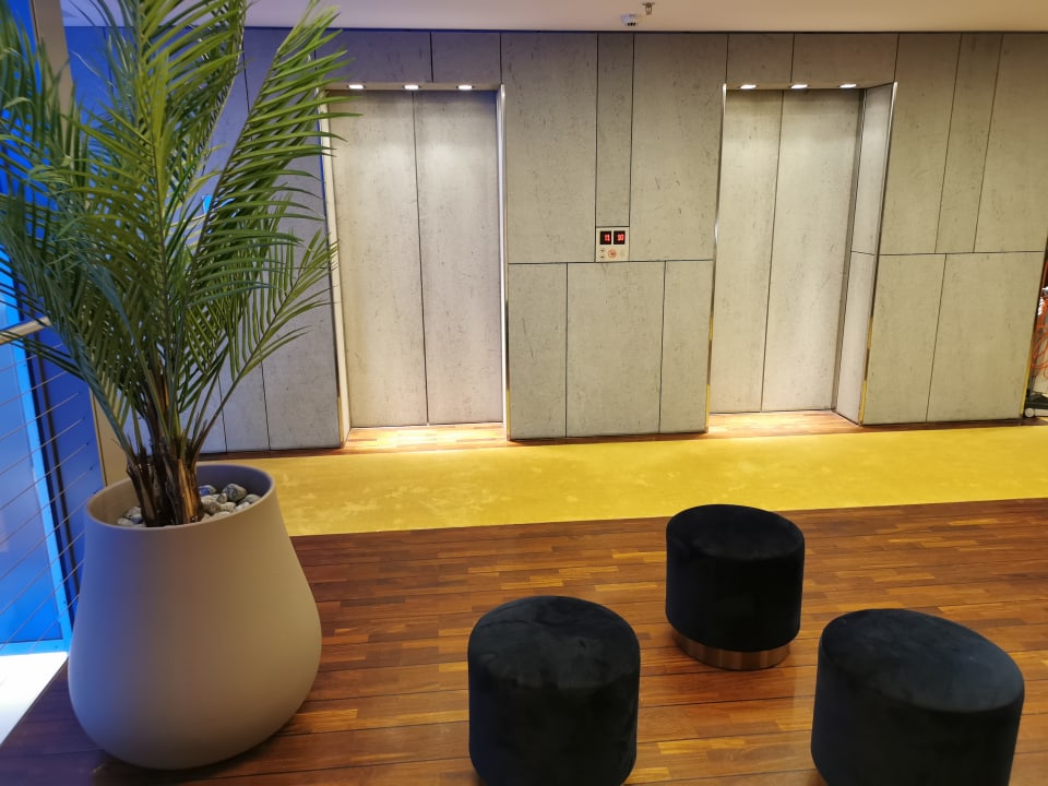 SIDE Design Hotel Hamburg (Hamburg) • HolidayCheck (Hamburg | Deutschland)