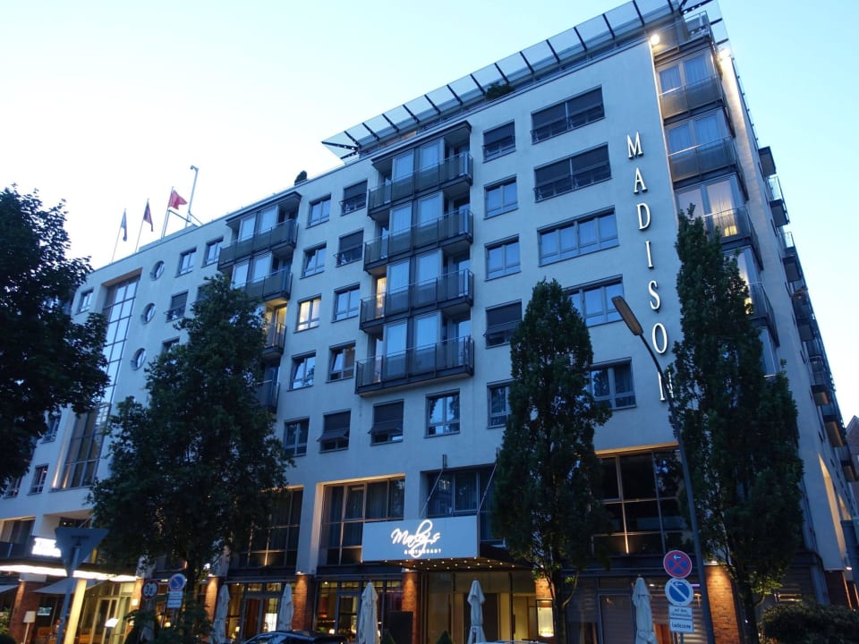 "Außenansicht des Hotels (..." THE MADISON Hotel Hamburg (Hamburg ...