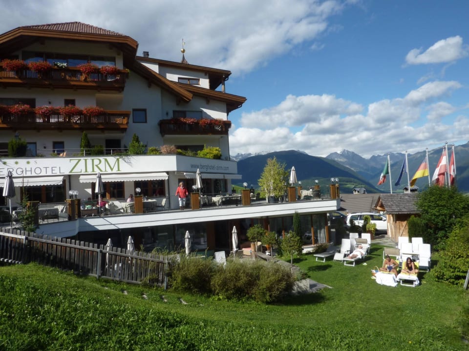 "Berghotel Zirm" Berghotel Zirm (Valdaora / Olang) • HolidayCheck ...