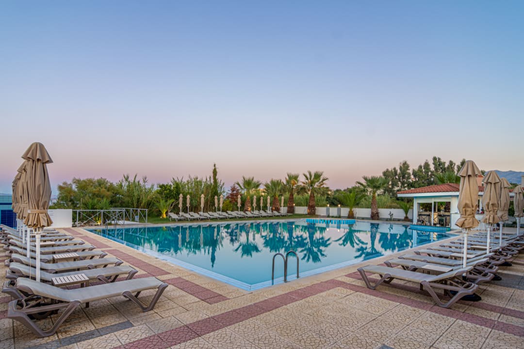 "Pool" Dore Boutique Hotel (Aghia Marina) • HolidayCheck (Kreta ...