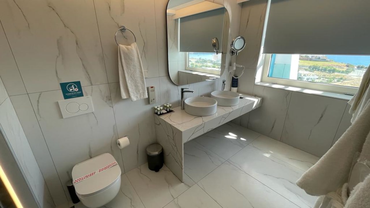 "Pool" Lindos White Hotel & Suites (Kalathos) • HolidayCheck (Rhodos ...