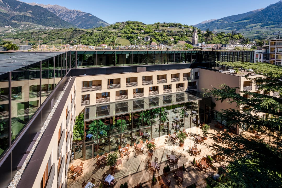 "Außenansicht" Hotel Therme Meran (Merano / Meran) • HolidayCheck ...