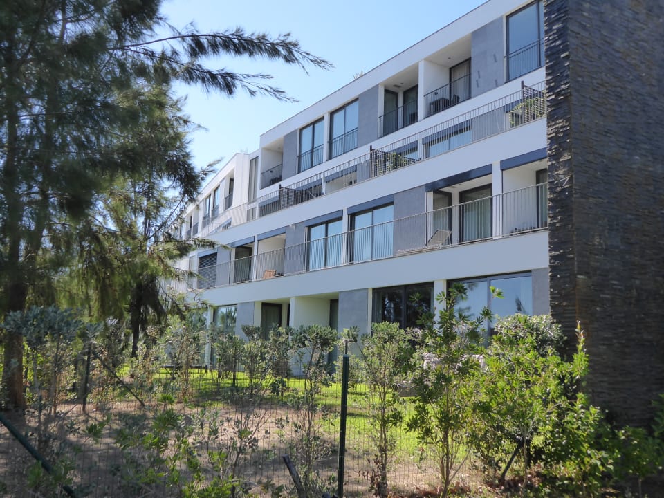 "Blick vom Pool an die Ter..." Monchique Resort & Spa (Caldas de ...