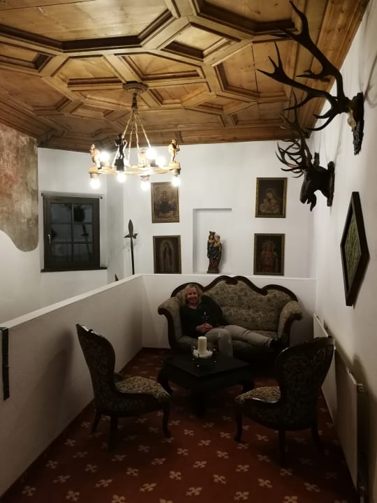 "Einer der vielen versteck..." Family Hotel Schloss Rosenegg ...