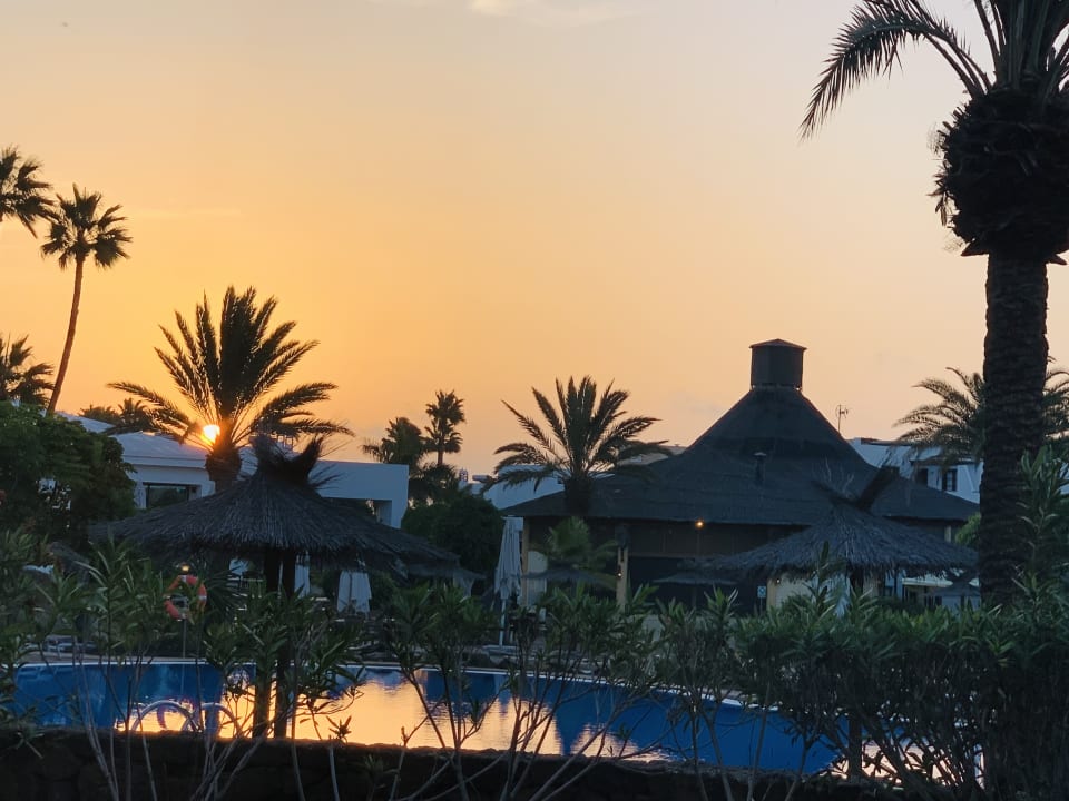 "Tor zum Stand / Promenade" allsun App.-Hotel Albatros (Costa Teguise ...