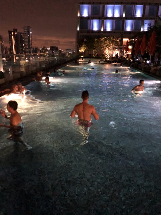 "Pool" Hotel Jen Orchardgateway Singapore (Singapur) • HolidayCheck ...