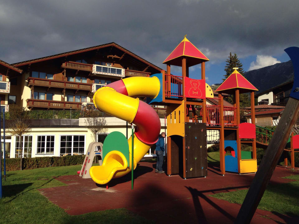"Kinder Spielplatz" Alpenpark Resort (Seefeld in Tirol) • HolidayCheck ...