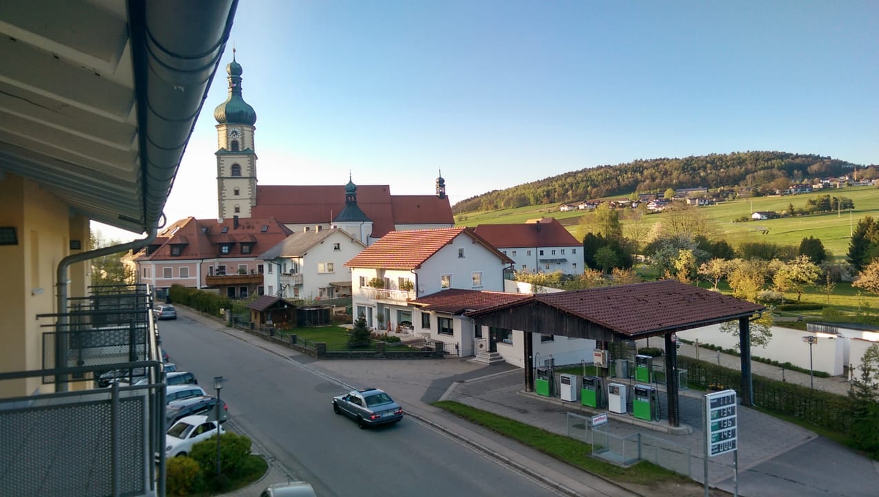 "Außenansicht" Donna Hotel Klosterhof (Neukirchen beim Heiligen Blut ...