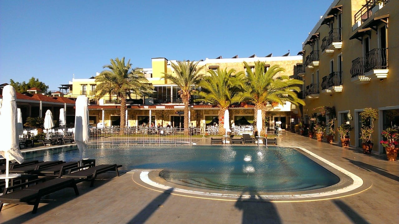 "Pool am Hauptgebäude" Bodrum Park Resort (Yaliciftlik) • HolidayCheck ...