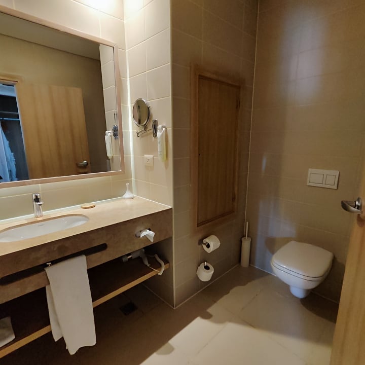 "Bad / WC" Jaz Maraya Resort (Marsa Alam) • HolidayCheck (Marsa Alam/El ...