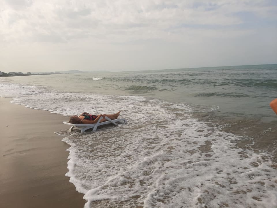 "Strand" Sandy Beach Resort (Kavajë) • HolidayCheck (Qark Tirana ...