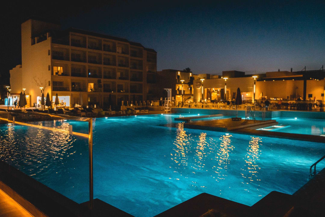 "Pool" Amarina Abu Soma Resort & Aquapark (Abu Soma) • HolidayCheck ...