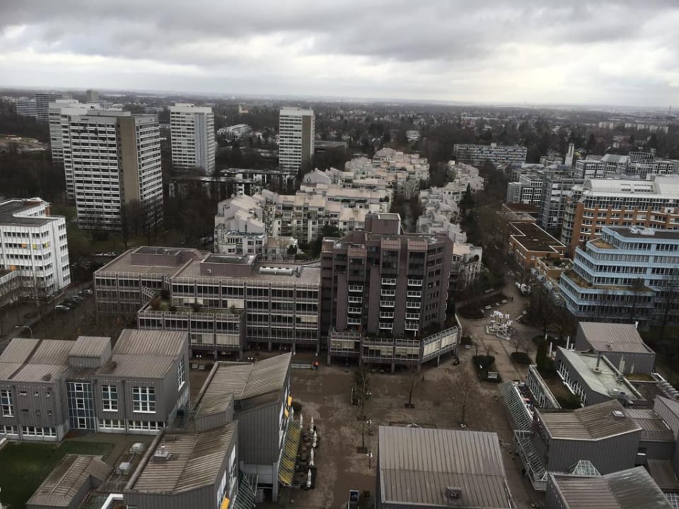 "Ausblick" Four Points by Sheraton Munich Arabellapark (München ...