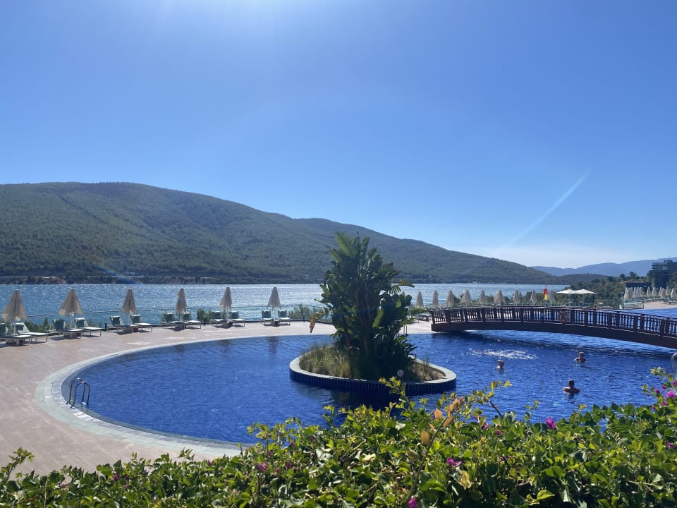 "Pool" Titanic Luxury Collection Bodrum (Güvercinlik) • HolidayCheck ...