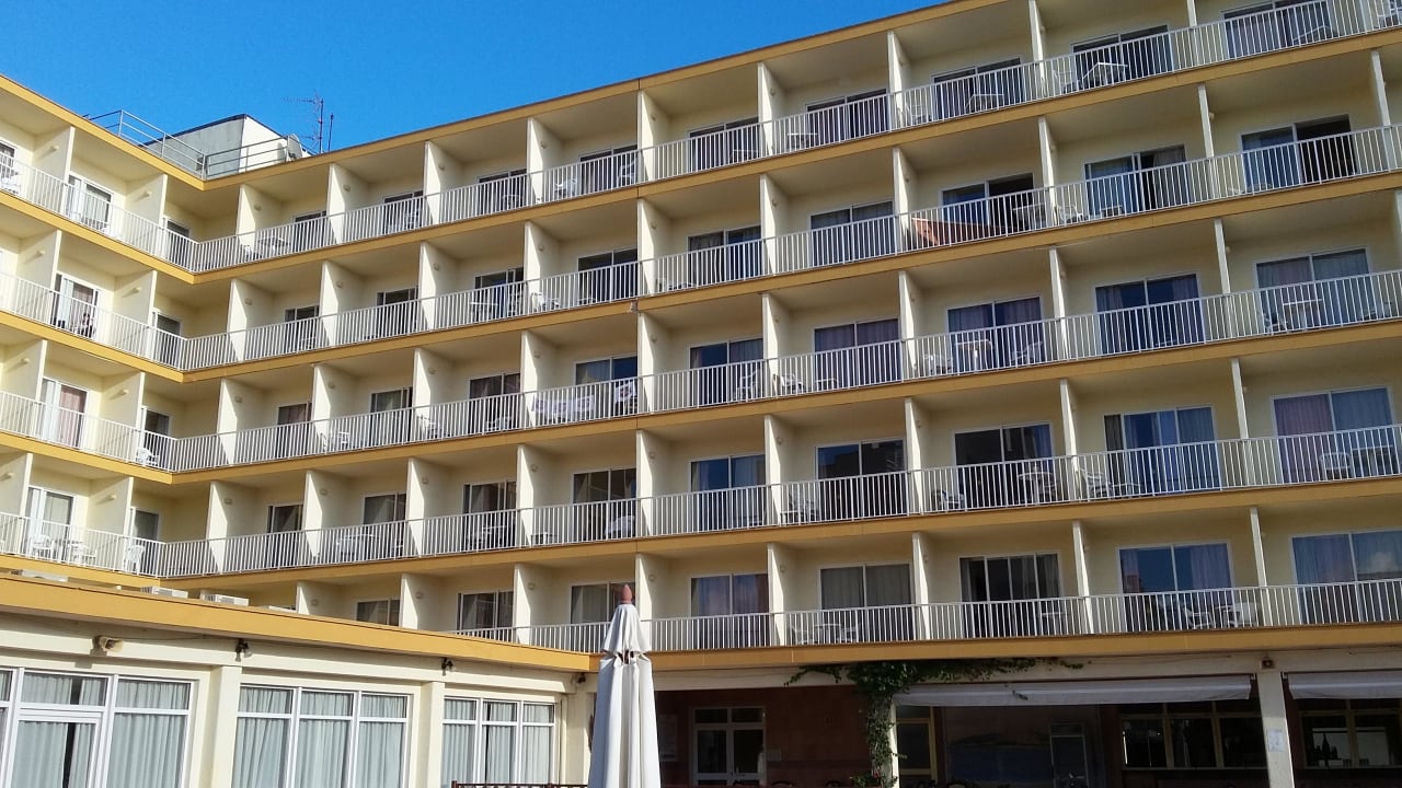 "Vom Pool aus gesehen " Alua Leo (Can Pastilla) • HolidayCheck ...