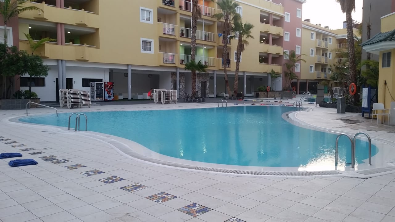 "Pool" Hotel Chatur Costa Caleta (Caleta de Fuste) • HolidayCheck ...