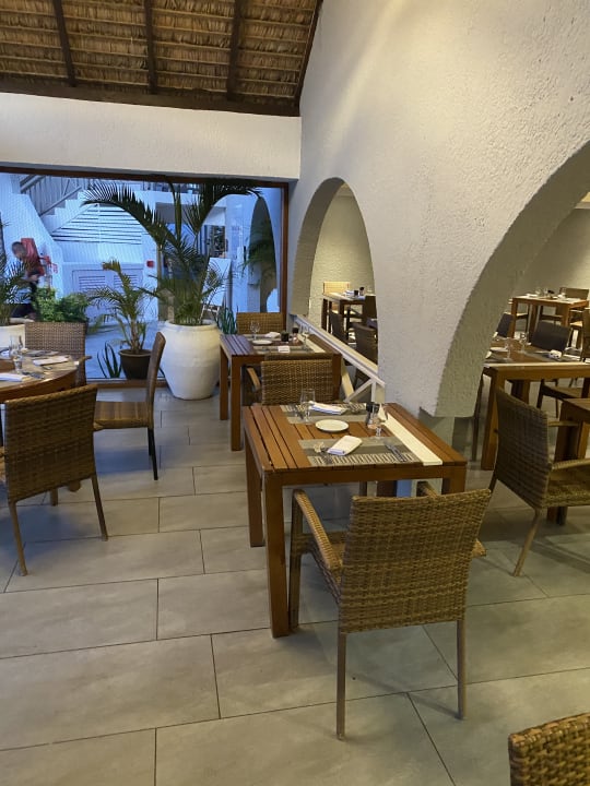 "Gastro" Veranda Palmar Beach Hotel (Belle Mare) • HolidayCheck ...