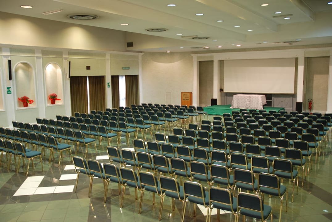 "Centro congressi" Hotel Forum Palace (Cassino) • HolidayCheck (Latium ...