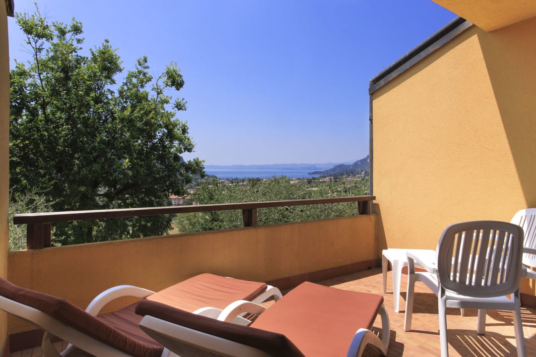 "Ausblick" Poiano Resort - Hotel & Apartments (Garda) • HolidayCheck ...