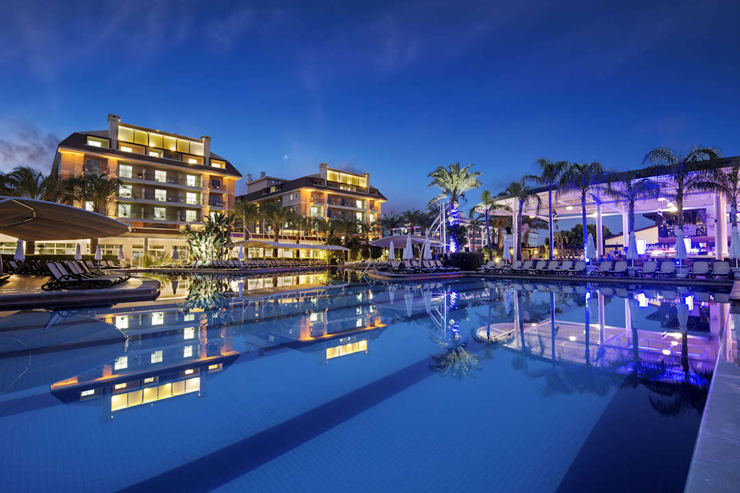 "Lagoon Bar" Crystal Family (Belek - Bogazkent) • HolidayCheck ...
