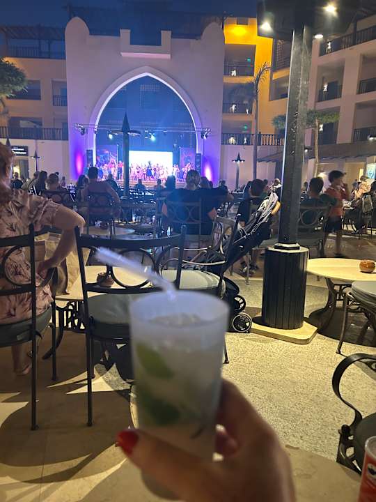 "Souk mit leckeren Cocktai..." Steigenberger Aqua Magic (Hurghada ...
