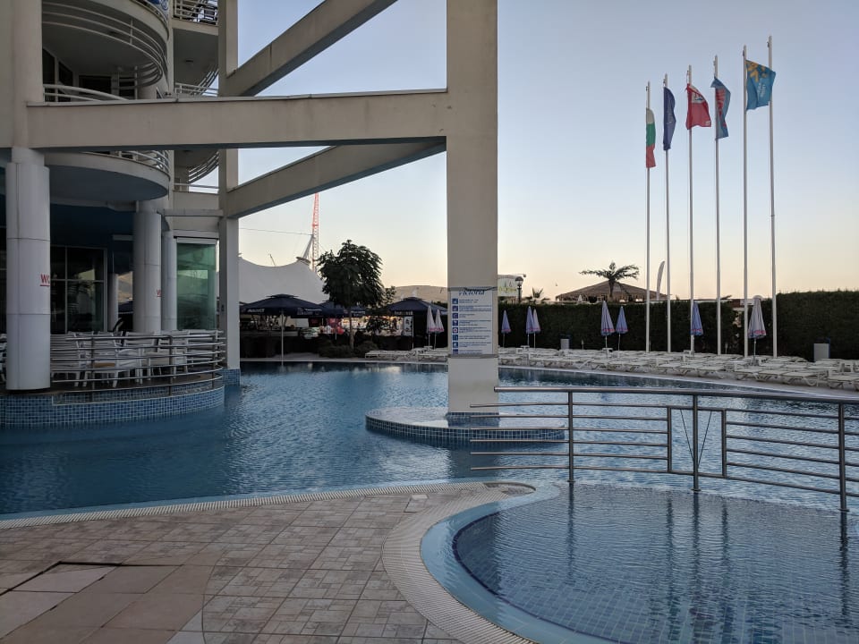 "Pool" Effect Grand Victoria Hotel (Sonnenstrand) • HolidayCheck ...