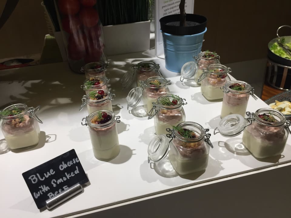 "Buffet" Habtoor Grand Resort, Autograph Collection (Dubai ...