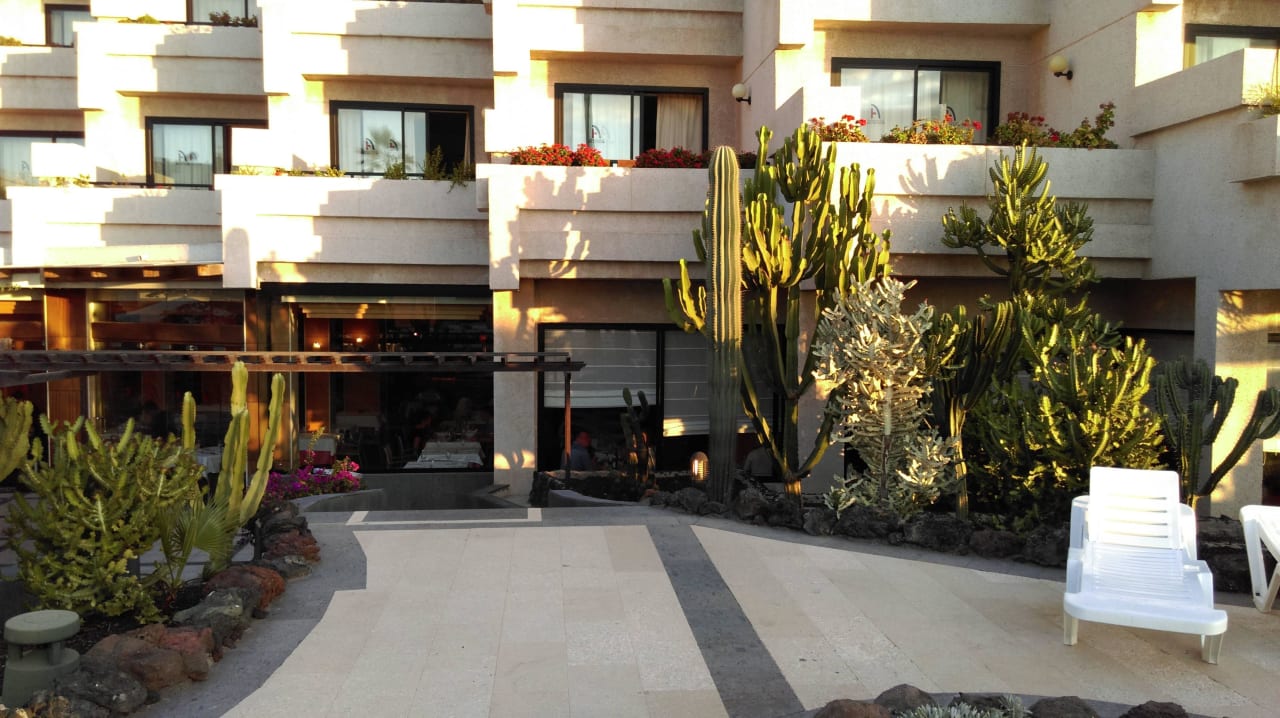 "Фрагмент благоустройства" Alexandre Hotel Gala (Playa de las Americas ...