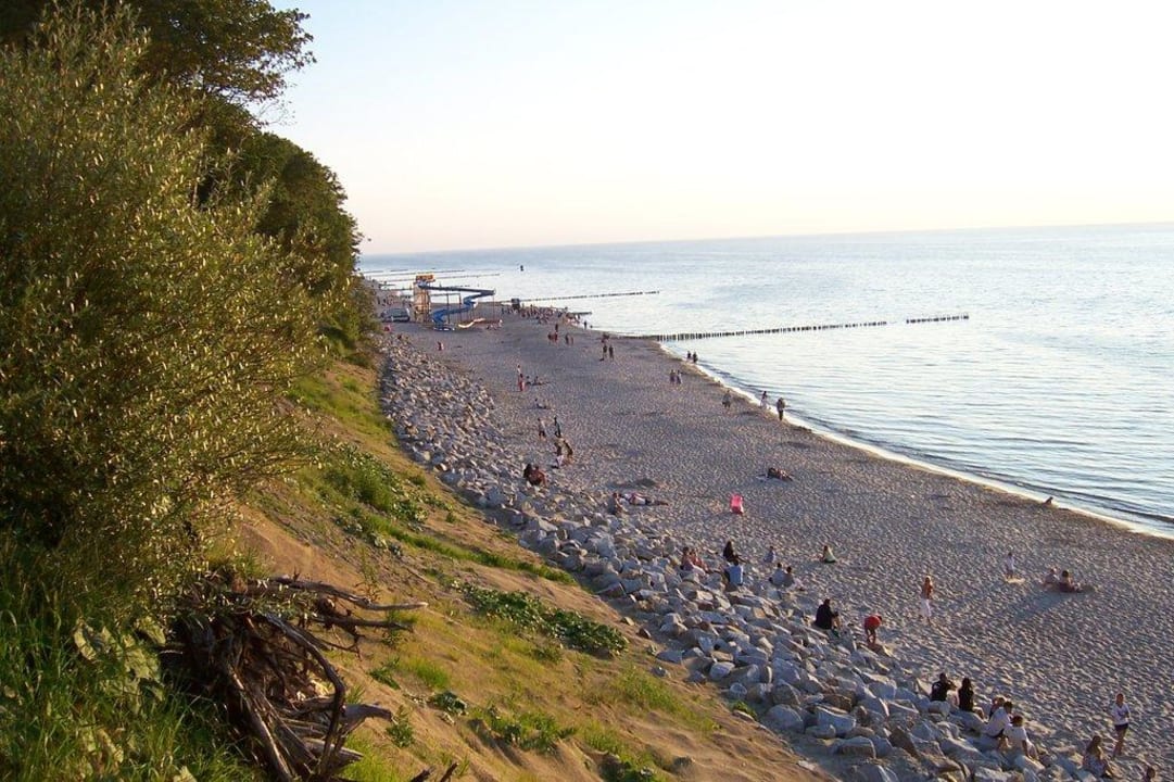 "Strand beim Hotel" Hotel Alcest (Rewal) • HolidayCheck (Westpommern ...