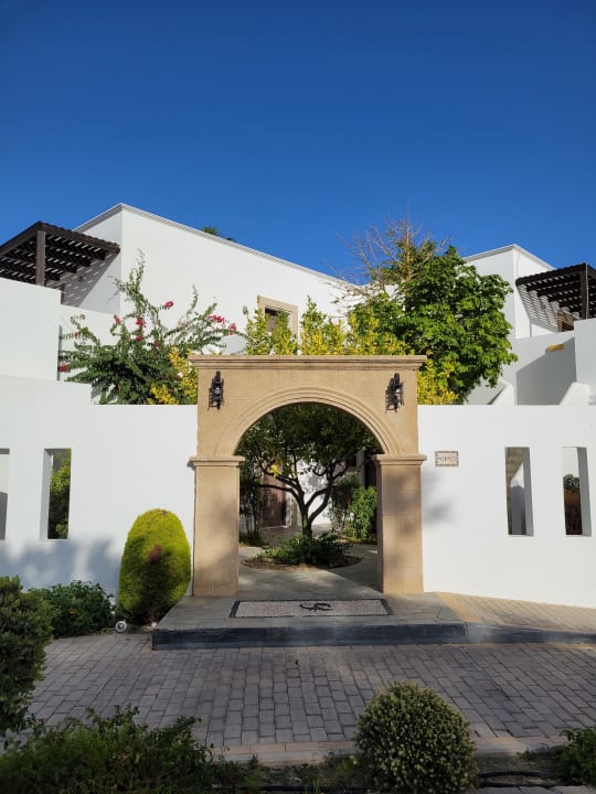 "Außenansicht" Lindian Village Beach Resort Rhodes, Curio Collection by ...